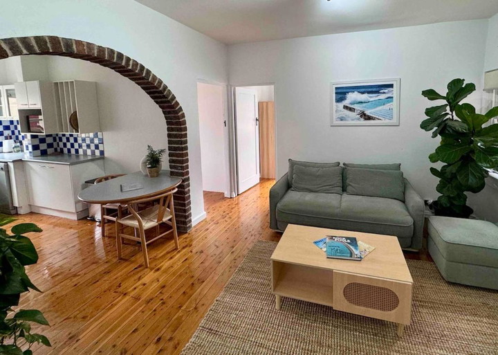 Guest Favourite - Art-deco Heritage Apartment In The Heart Of Bondi - Free Parking - Coogee