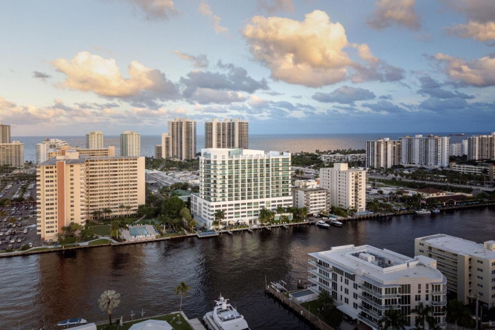 Residence Inn By Marriott Fort Lauderdale Intracoastal - Lauderdale-by-the-Sea, FL
