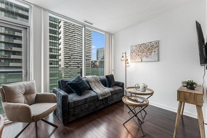 Staytoronto - Skyline 1br Escape By Cn Tower - Sleeps 4 Guests - Toronto, ON