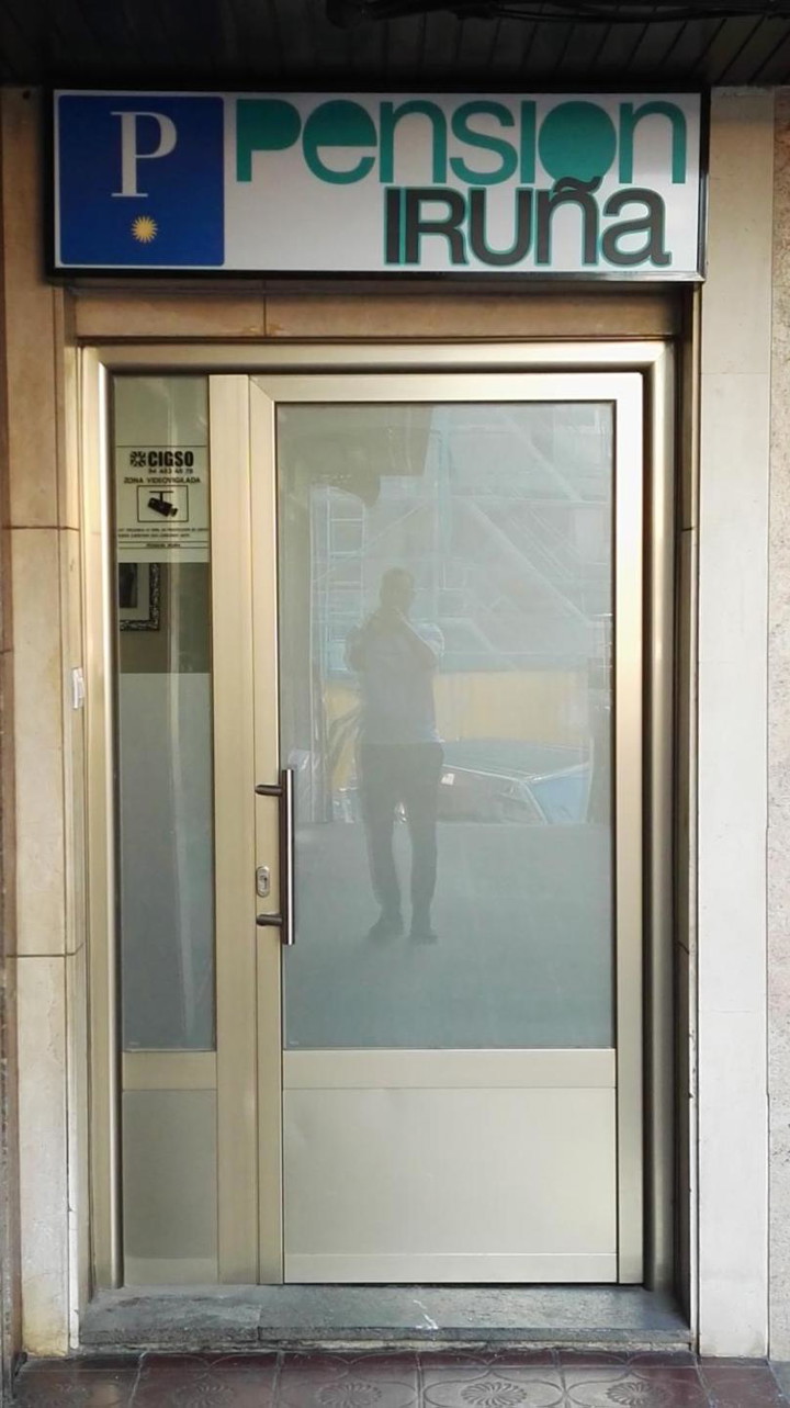 Pension Iruna - Getxo