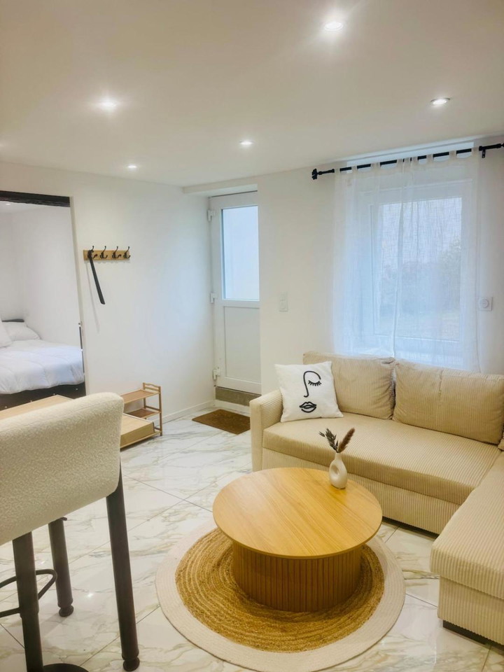 Wihi-loges - Appartement Grand Studio, Calme, Centre Ville De Nevers - Nevers