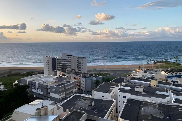 Linda Vista-mar Em Prédio Familiar - Salvador, Brazil