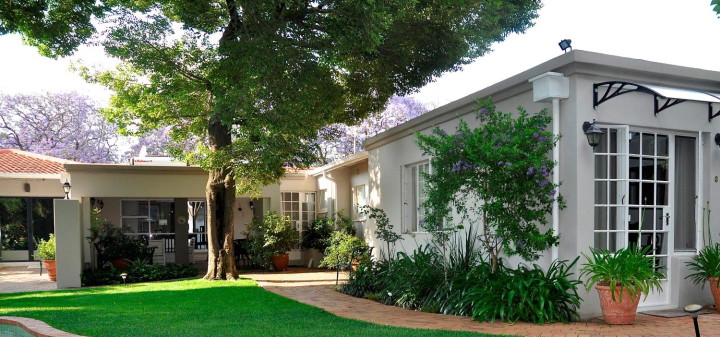 Rosebank Lodge Guesthouse By Claires - Alberton