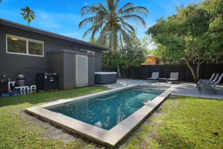 175 Casa Buena Blanca - Miami