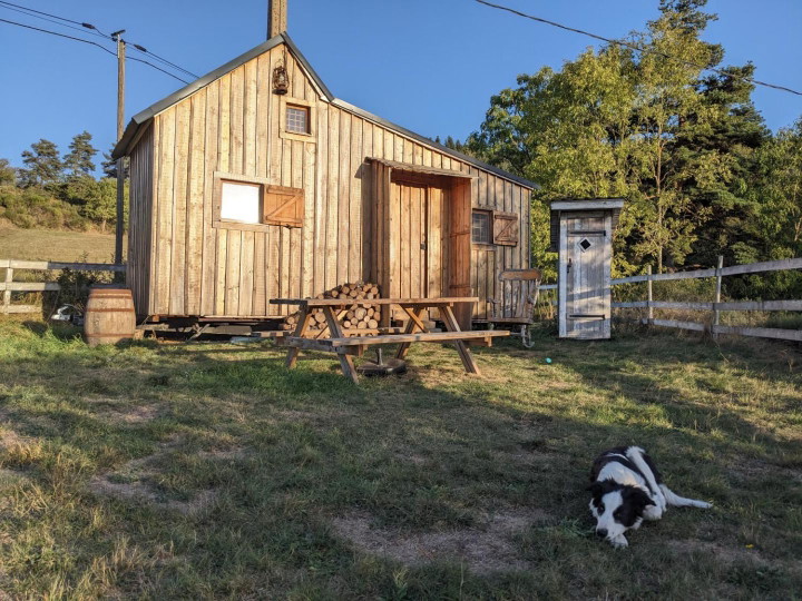 La Petite Maison Dans La Prairie - Coucouron