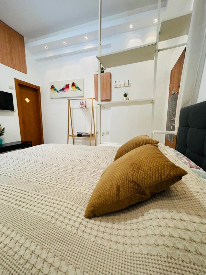 Dotan's Boutique Studios - By Bograshov Beach! - テルアビブ