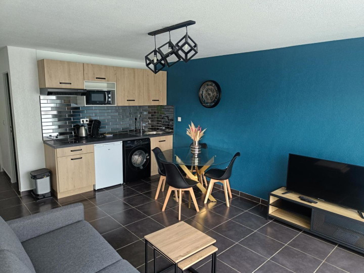Micro Maison, Refait à Neuf, Spacieux, Agréable - Perpignan