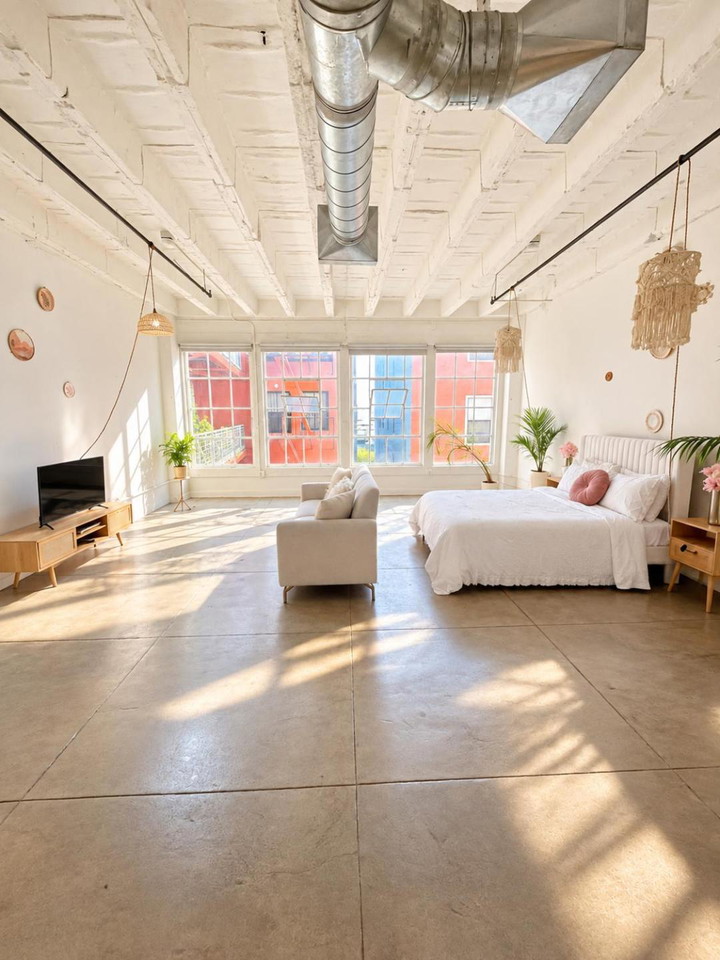 Boho Industrial Loft In Downtown Los Angeles - Downey, CA