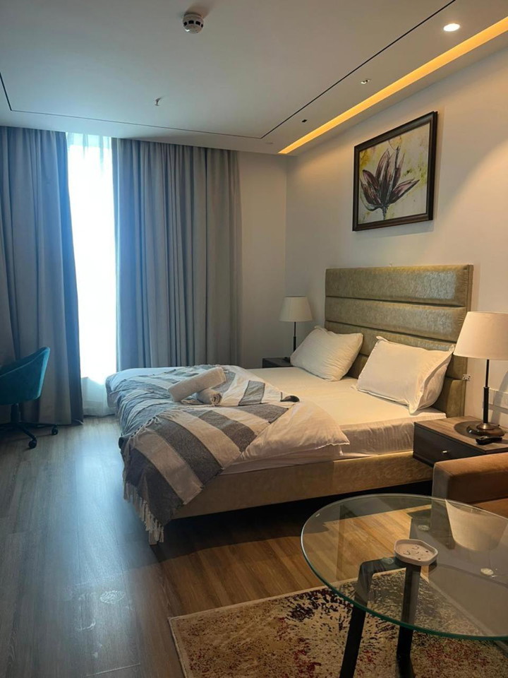 Hotel Luxury Suites Aipl - Gurgaon - Gurugram