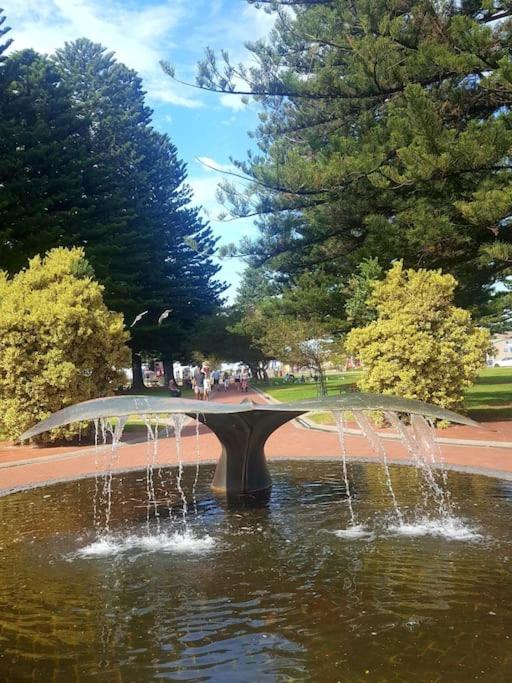 Hi 5 Victor Harbour Holiday Apartment - South Australia
