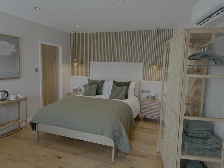 The Hideaway At The Busfeild Arms - Yorkshire
