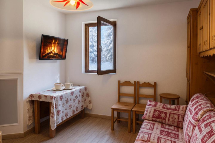 Studio Cosy Avec Balcon Vue Mont Blanc Parking - Les Houches
