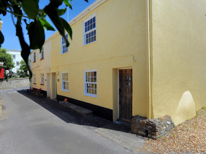 45 Georges Square - Lyme Regis