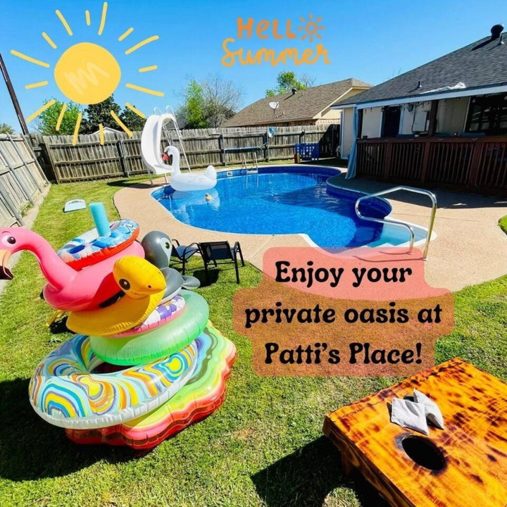 Patti's Place Pool Sleeps 9 - Abilene, TX