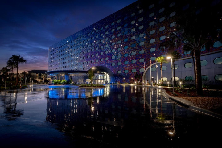 Universal's Stella Nova Resort - Orlando