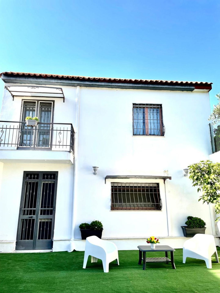 Casa De Curtis - Portici