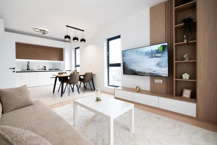 Soni Luxury Apartments 321 Plaza With Free Private Parking & Self Check-in - Bucharest