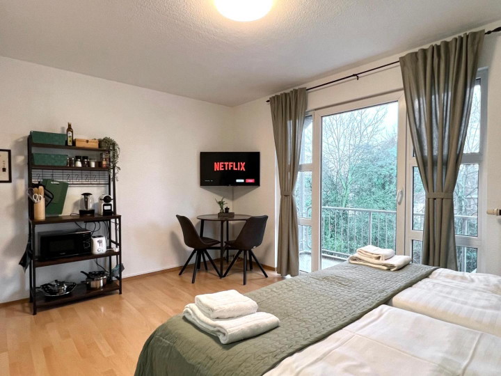 Modern, Gemütlich Mit Wlan, Tv - Velbert