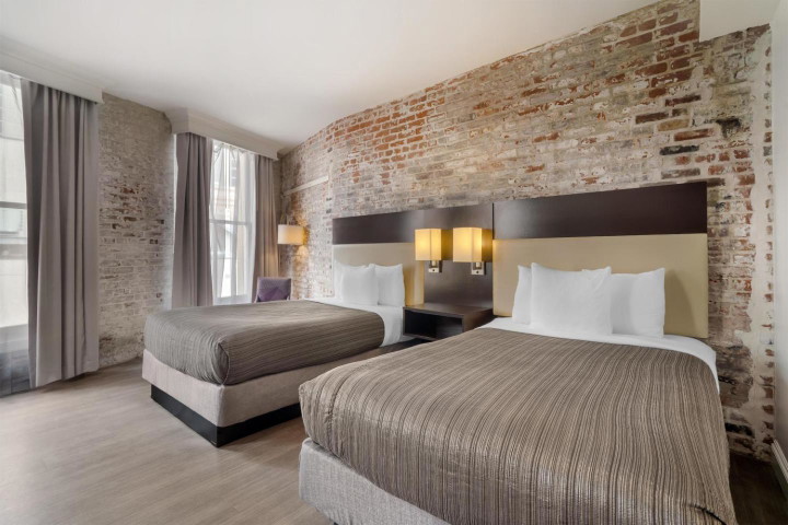 Best Western Plus St. Christopher Hotel - New Orleans, LA