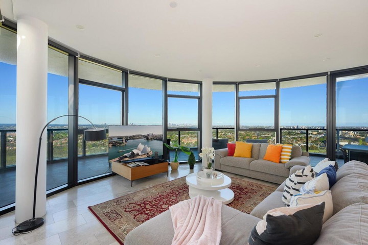 Spacious Two Level 4br At Sydney Olympic Park With Best View - Parramatta