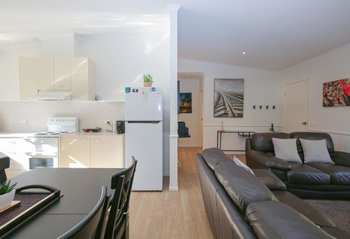 Silver Birches Holiday Village - Unit 1 - Bright