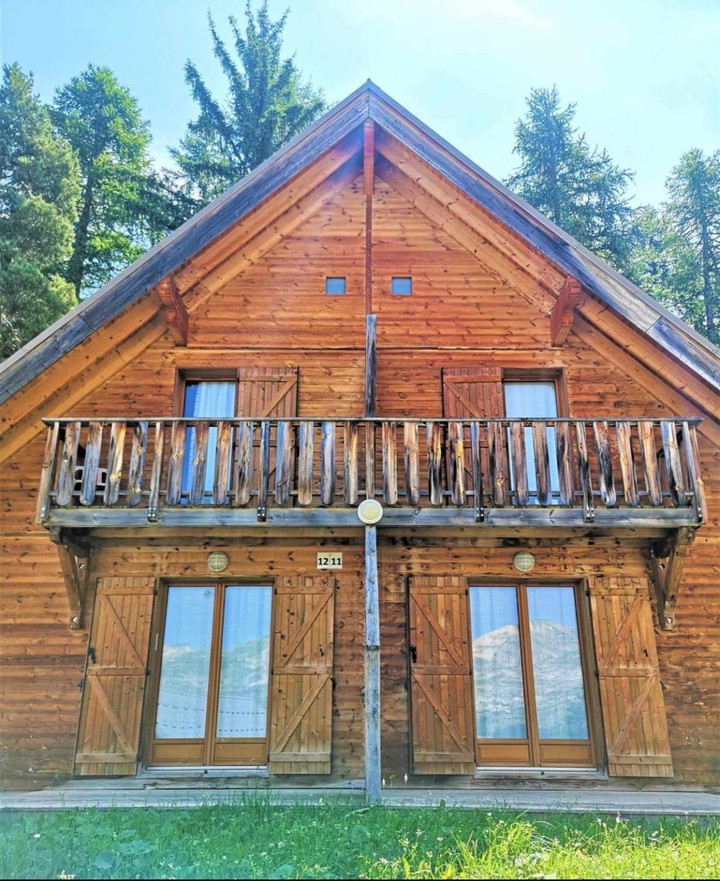 Petit Chalet De Montagne Cosy - 6 Personnes - Piscine Chauffée Et Sauna - La Joue du Loup