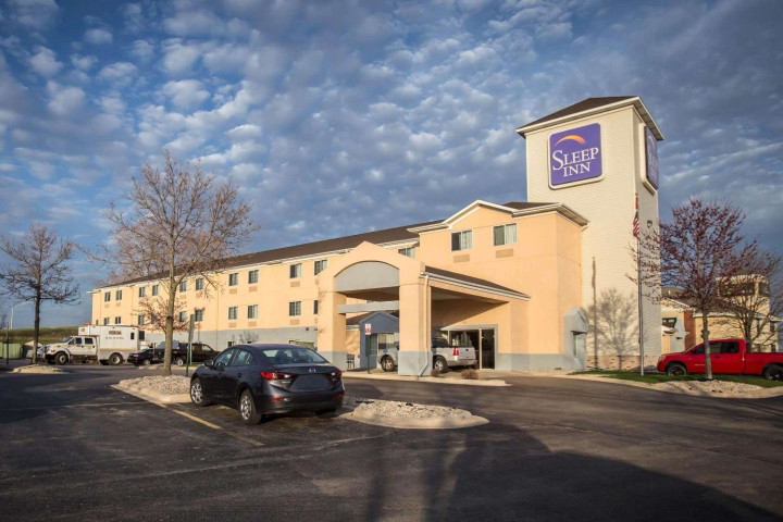 Sleep Inn Rockford I-90 - Rockford, IL