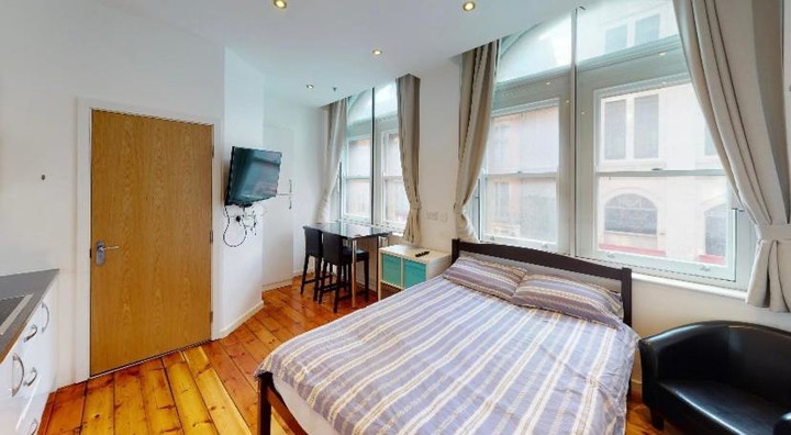Modern Studio, 1st Floor, King Street Views - Nottingham
