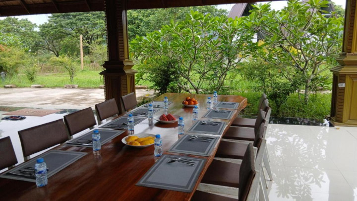 Vang Vieng Kt Resort - ラオス
