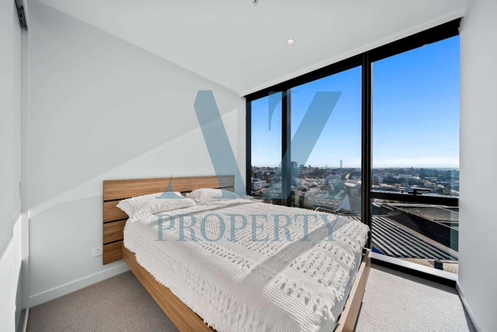 Bright & Spacious 2br In Prime Cbd Location - Perth