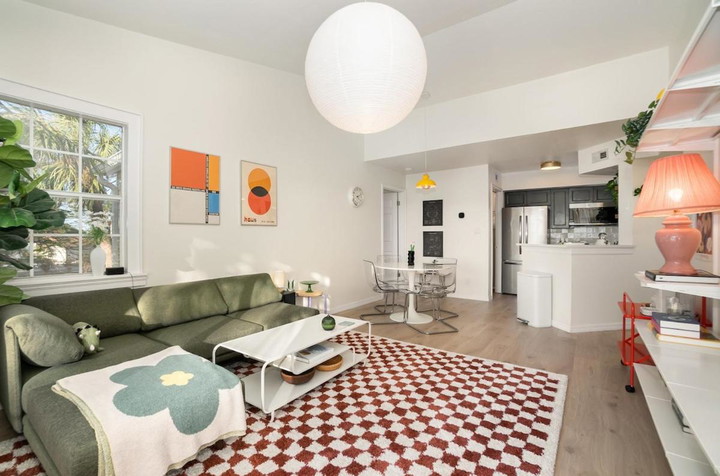 Modern Bauhaus Condo With Pool - Melbourne Beach, FL
