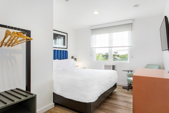 Grove Hotel - Fire Island, NY