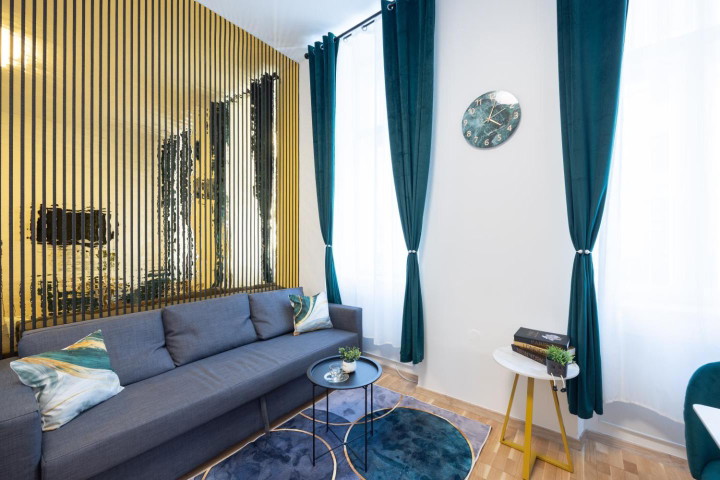 Deluxe City Center Apartment! Free Garage Parking Included! Close To Metro U2 & Vienna Congress Center! - Vienna