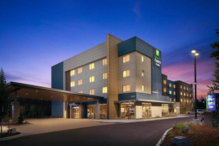 Holiday Inn Express & Suites - Portland Airport - Cascade Stn By Ihg - Portland, OR