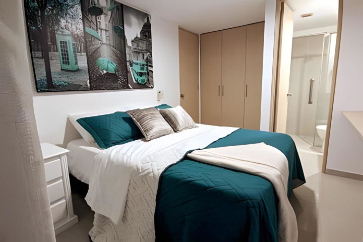 Strada Suites: Piso Alto, Wifi, Aire Acondicionado - Girón