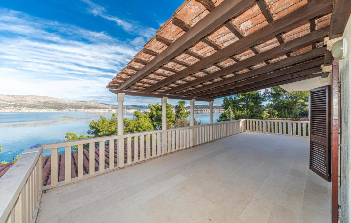 4 Bedroom Nice Home In Okrug Donji - Trogir