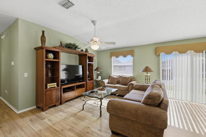 Lovely 2br Near Lake Sumter And Brownwood With Golfcart - The Villages, FL