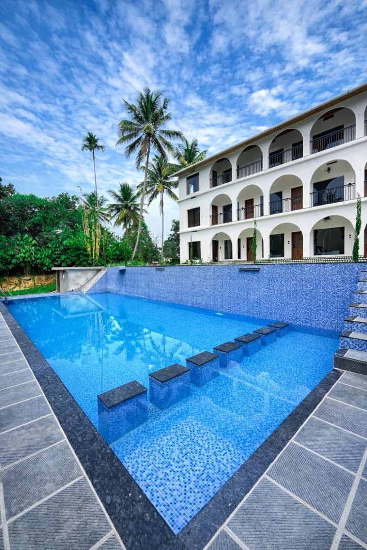 Elephant House The Royal Resorts & Villas - Kerala