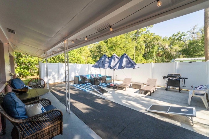 5 Minutes From Three Sisters Springs 3 Bed 2 Bath - Crystal River, FL