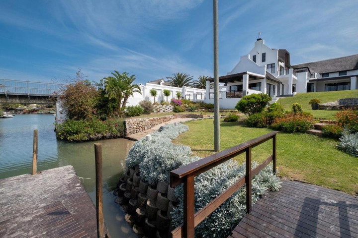 Mahe Beat, St Francis Bay Canals - Saint Francis Bay