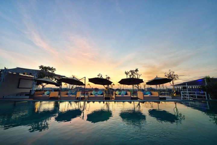 De Vins Sky Hotel Seminyak - Bali