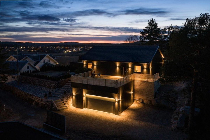 Private Modern Home, Garden And Seaview - Norvège