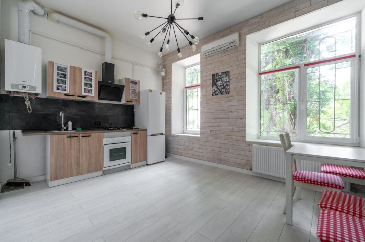 Evropeiska Street Apartment - Odesa