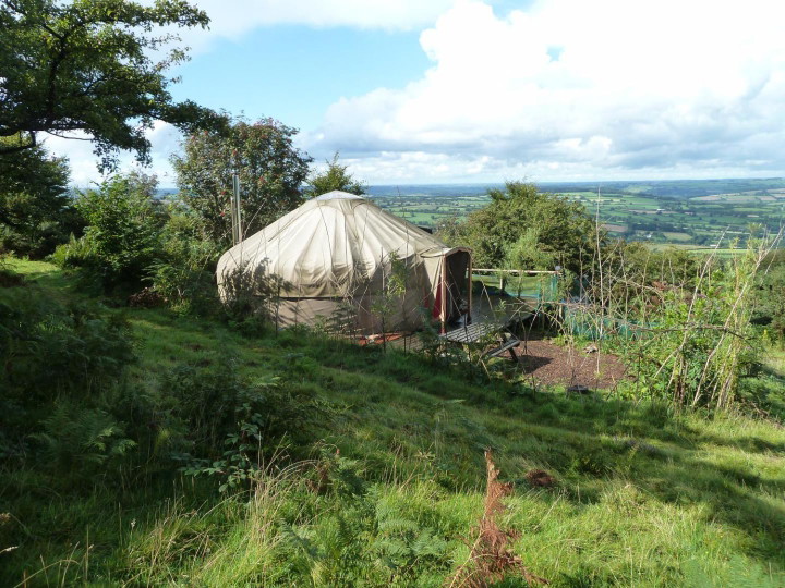 Yurt Luxury + Bathhouse - Plymouth