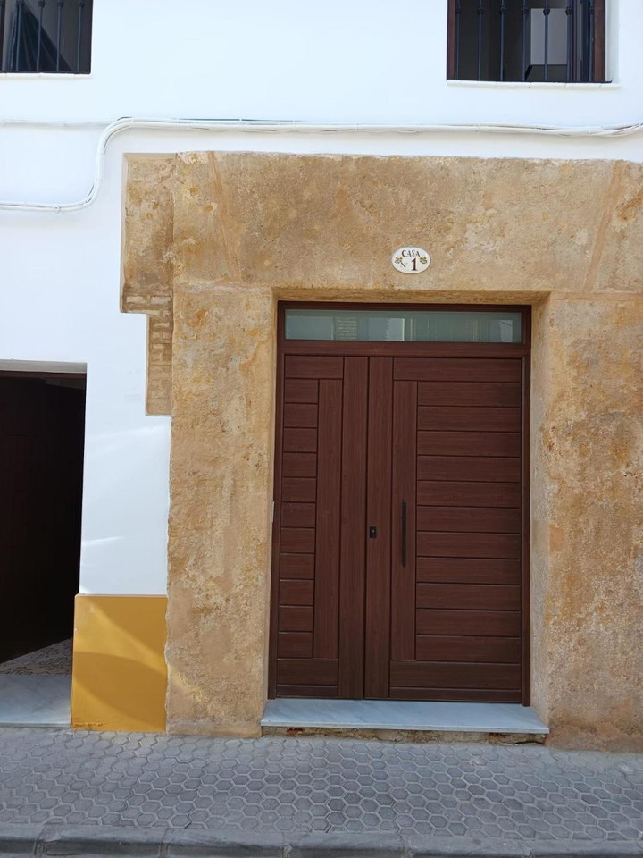 Casa Cuatro Esquinas - Dos Hermanas