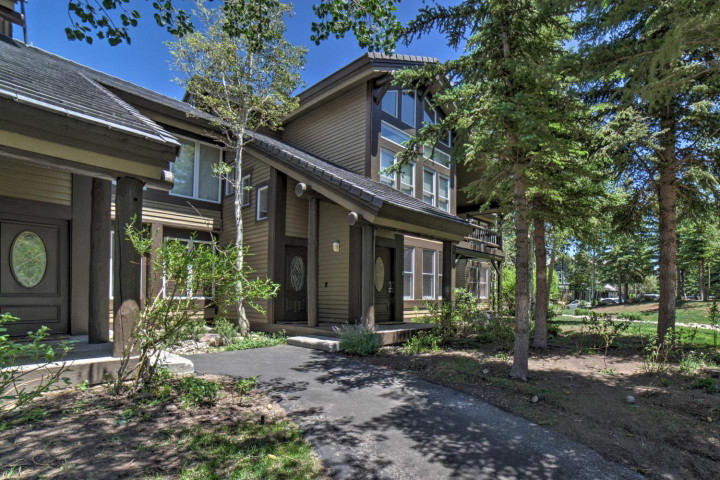 Mammoth Lakes Vacation Rental W/ Community Hot Tub - June Lake, CA