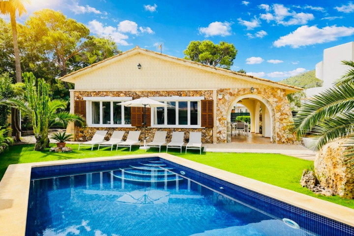 Villa Arrada - Beach & Mountain, Alcúdia - Alcudia