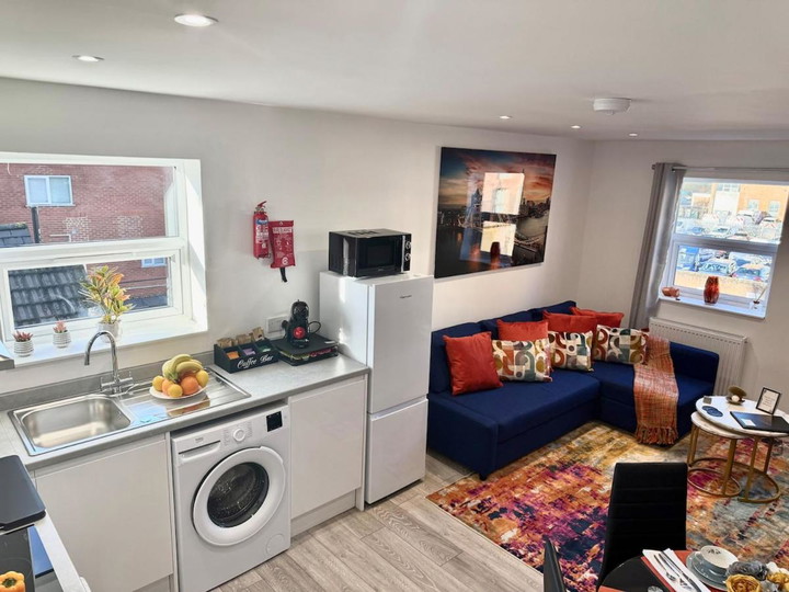 Classy 1- Bedroom Apartment - Watford