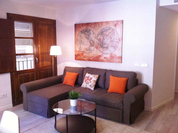 Superb Central Market Apt - La Torre