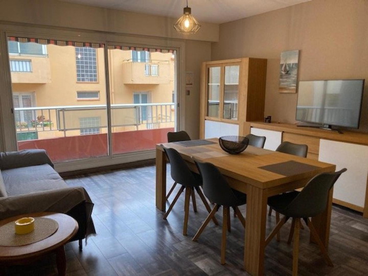 F3 Lumineux Avec Terrasse, Garage, Clim Et Ascenseur à 500m Du Centre Et 800m Des Thermes - Amélie-les-Bains-Palalda